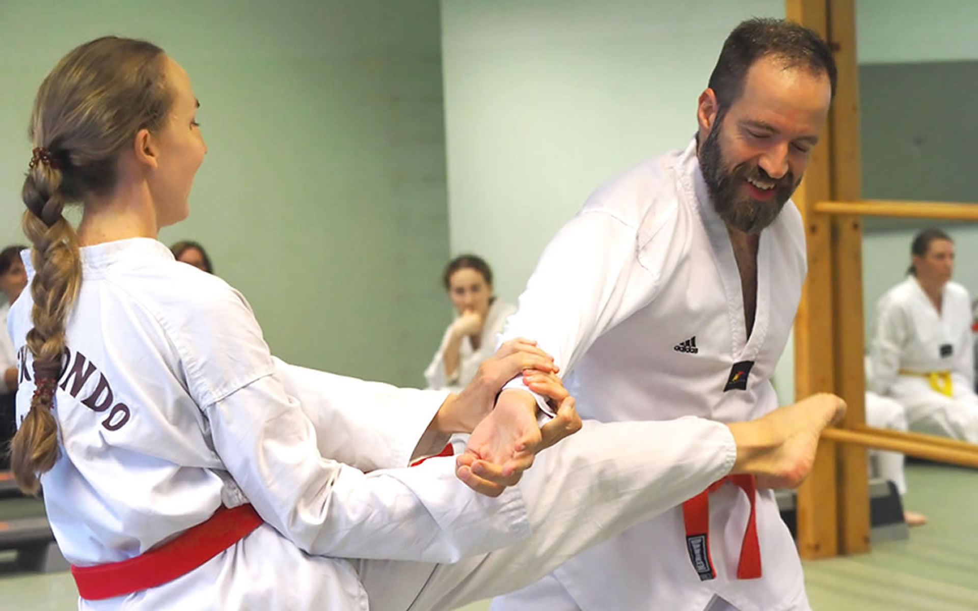 Gratis Taekwondo ausprobieren beim Tag der offenen Tür!